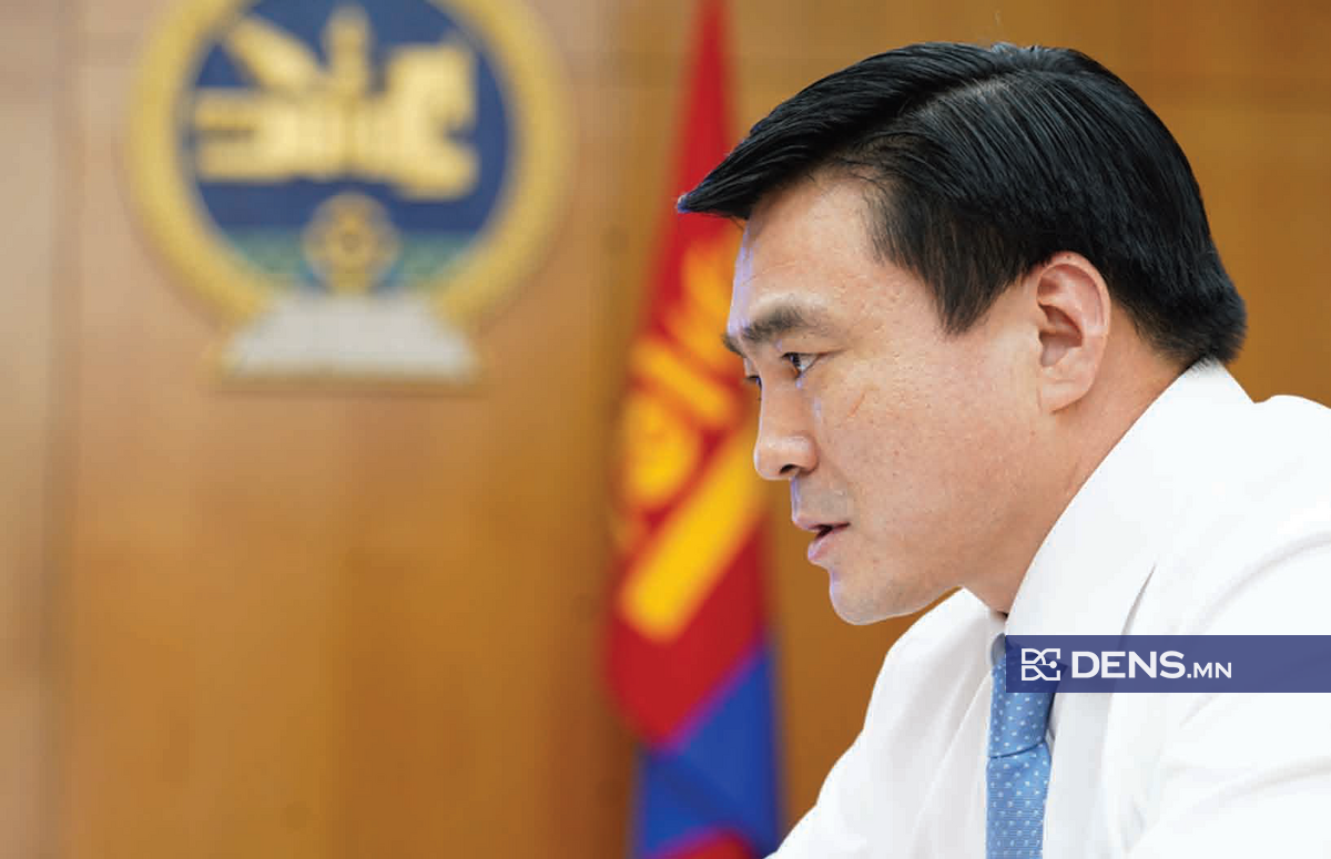 Иргэн Д.Сайнбаяр: С.Амарсайхаан инфляци чинь энэ улс орныг туйлдуулаад байхад нэмж дэвслээд ...